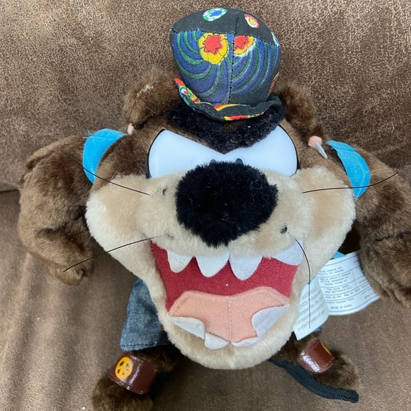 Warner Bros. | Other | Tazmanian Devil Stuffed Animal Warner Brothers ...